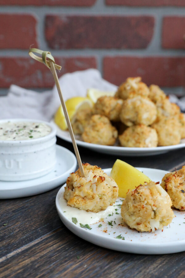 Mini Crab Cakes | Crab and Lobster | Jenny Shea Rawn